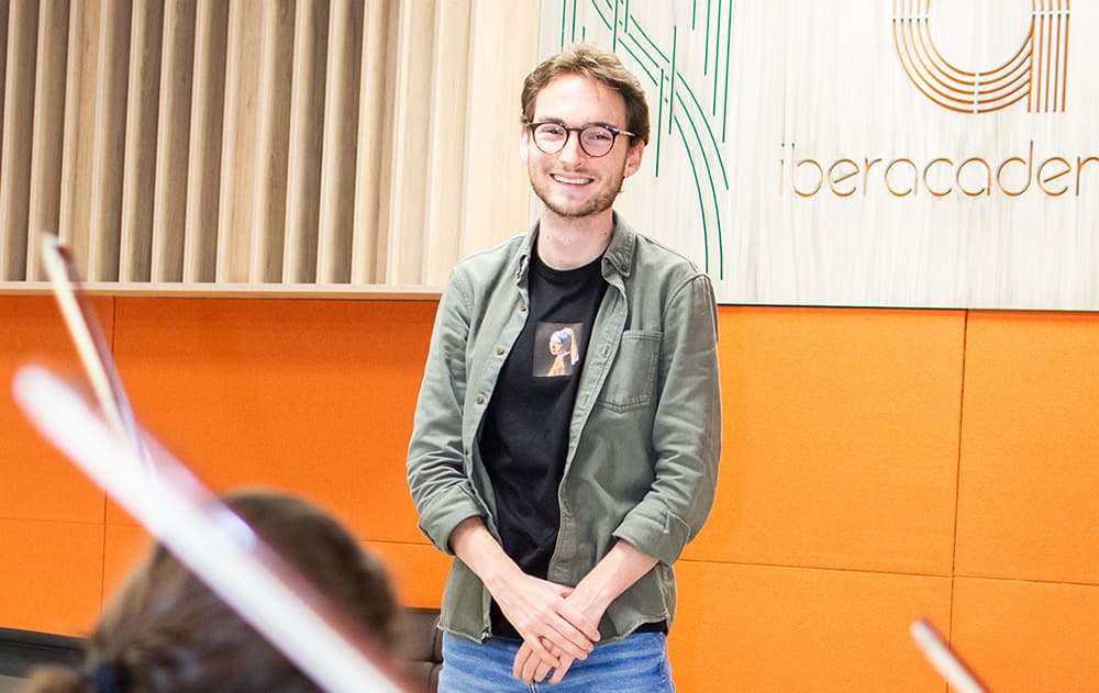 Andrés Uribe dirigirá la orquesta de Iberacademy