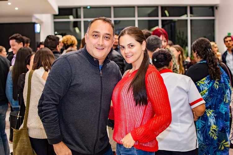 Premiere de Loco por vos - Vivir en El Poblado