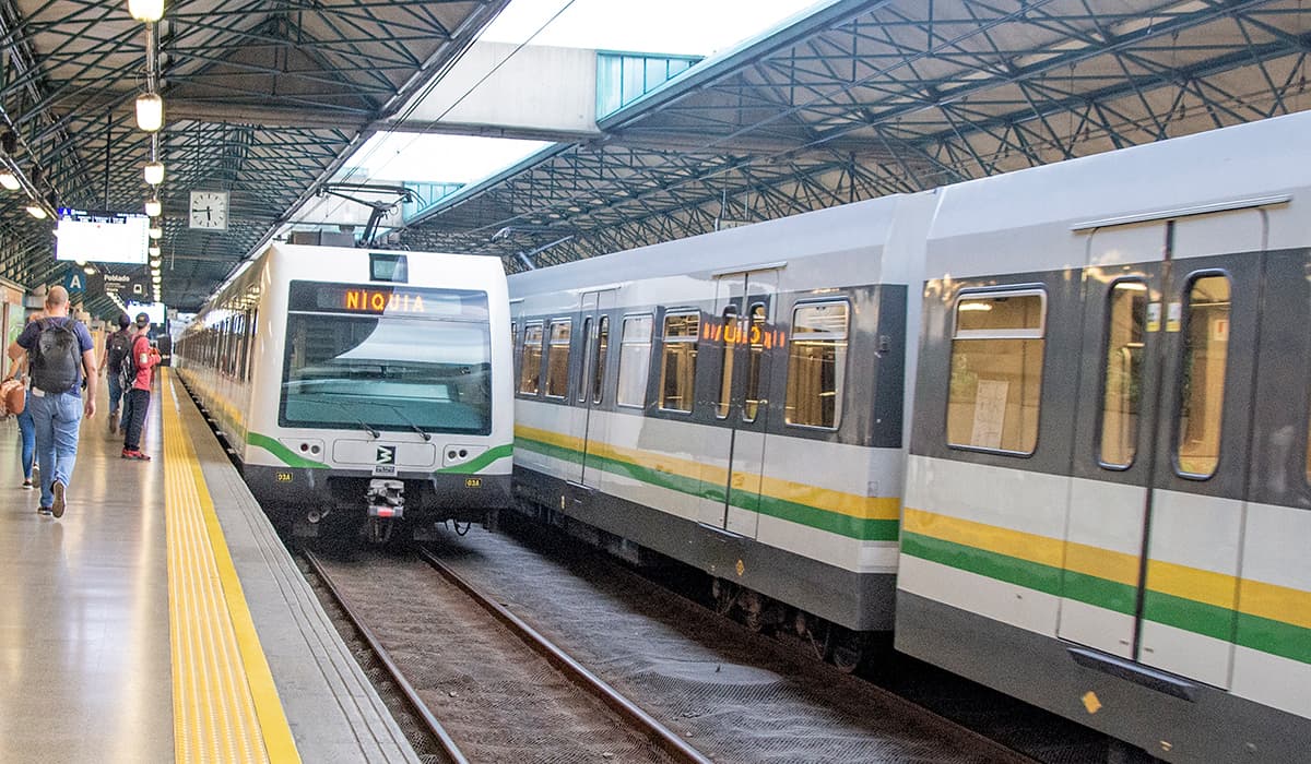 Línea A del Metro restablece el servicio en todas sus estaciones ...