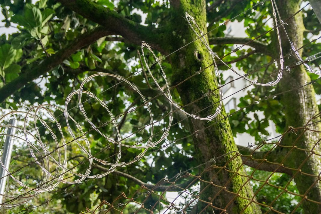 Arquitectura hostil: ¿a quién le pertenece la ciudad? - Vivir en El Poblado