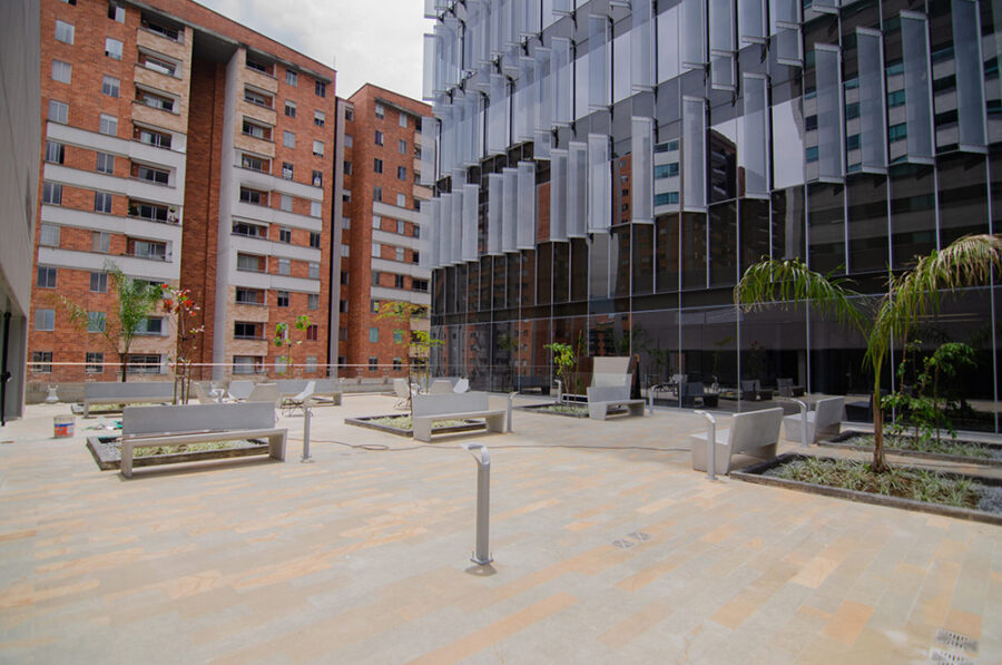 FIC48 Espacios Dotados: oficinas hechas a tu medida en Medellín