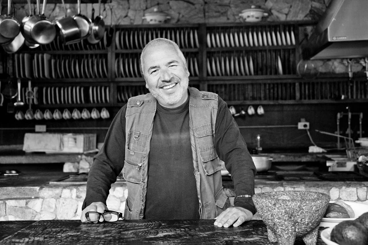 Homenaje a Julián Estrada