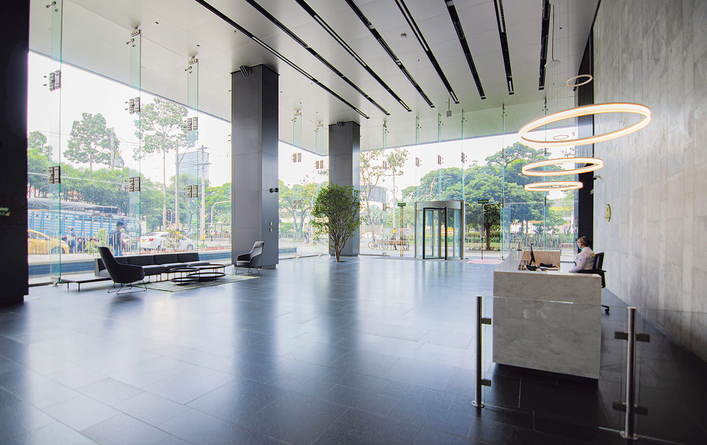 Fondo Inmobiliario Colombia: desarrollo que va en armonía con el ambiente