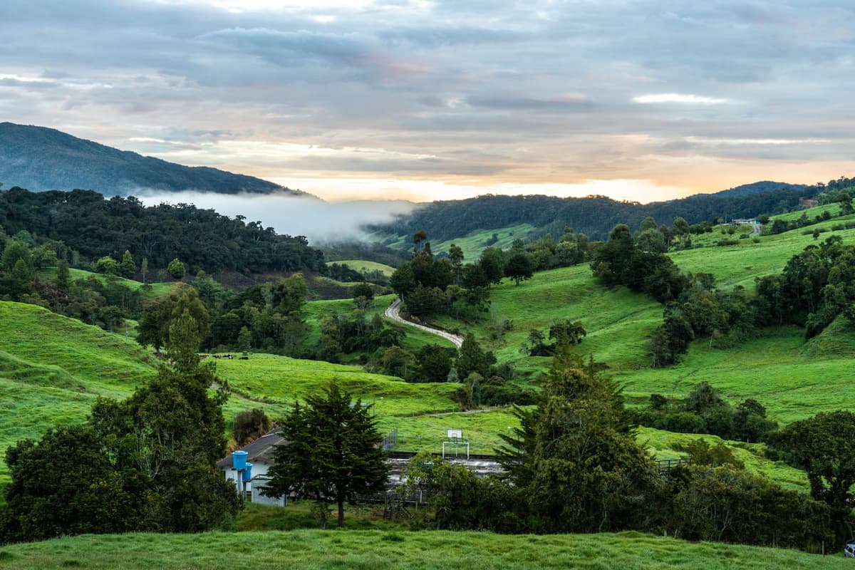 Un paseo distinto: visitar San José de la Montaña - Vivir en El Poblado