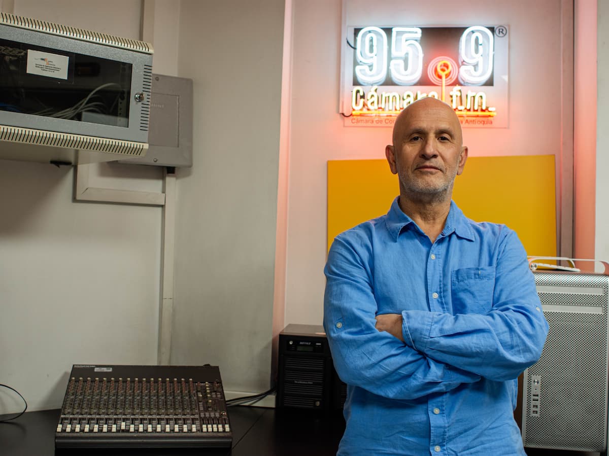 Cámara FM: 40 años de un sonido atemporal - Vivir en El Poblado
