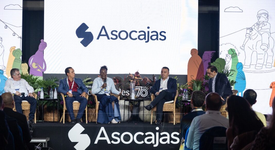 Asocajas celebró sus 70 años, con un congreso en Medellín - Vivir en El ...