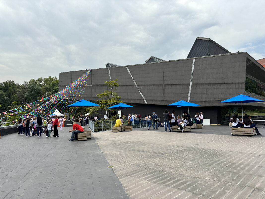 Comfama operará la Biblioteca y Parque Cultural Débora Arango - Vivir ...