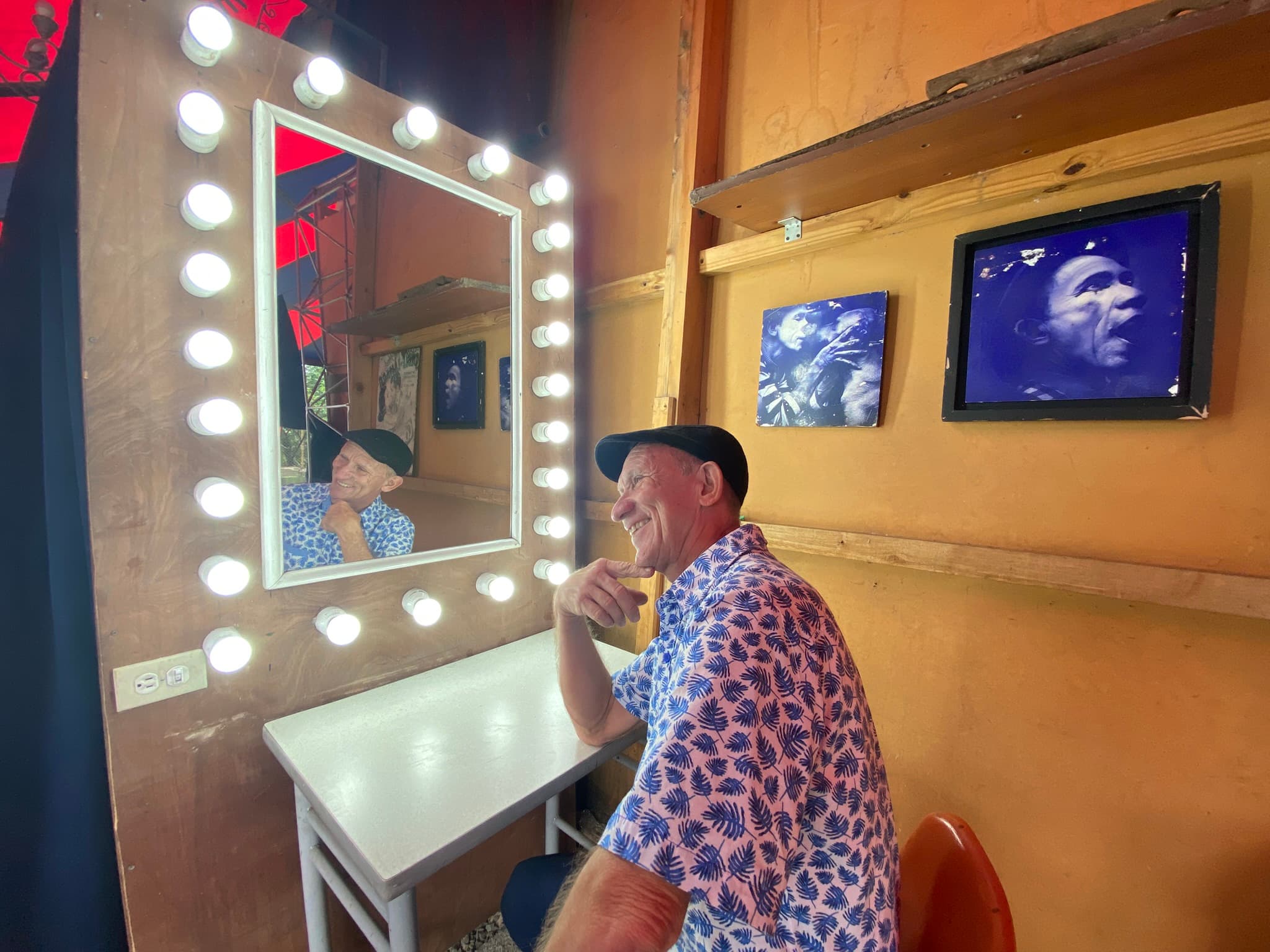 La historia del Circo de Medellín y del mimo más hablador del mundo ...