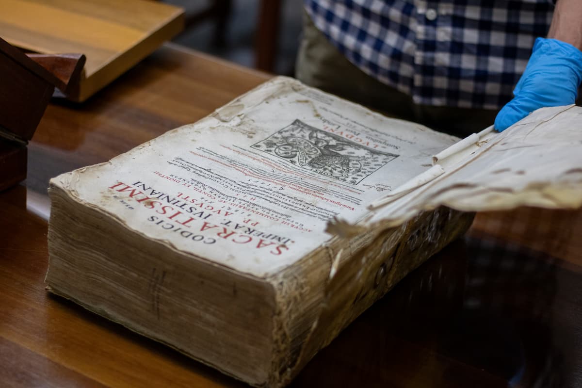 La sala patrimonial de la UdeA: un mapa por la historia de Antioquia ...