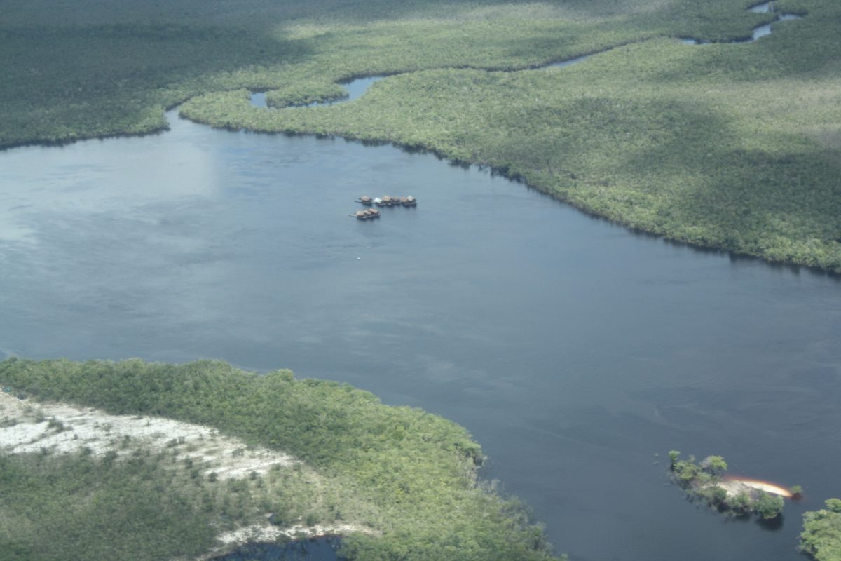 Gastronomía de Guainía, Puerto Inírida, río Atabapo, Cerros de Mavicure
