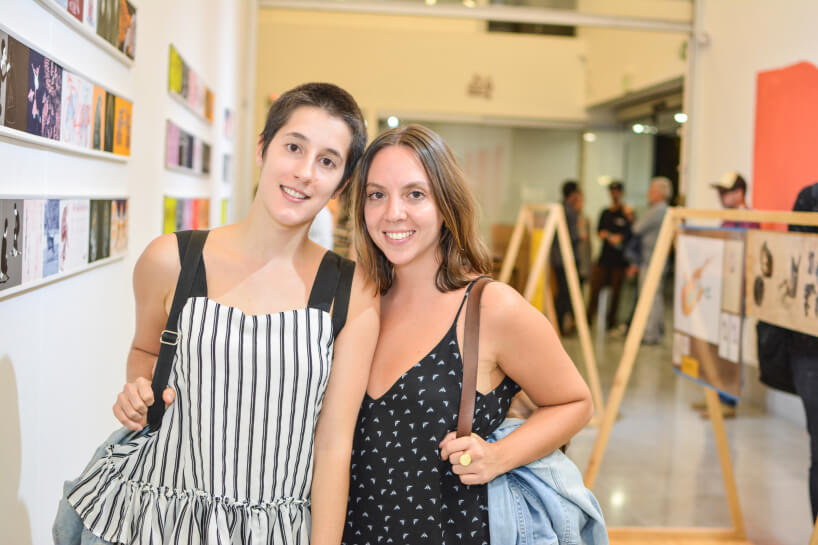 Exposición Duotono de Mesa estándar- Vivir en El Poblado