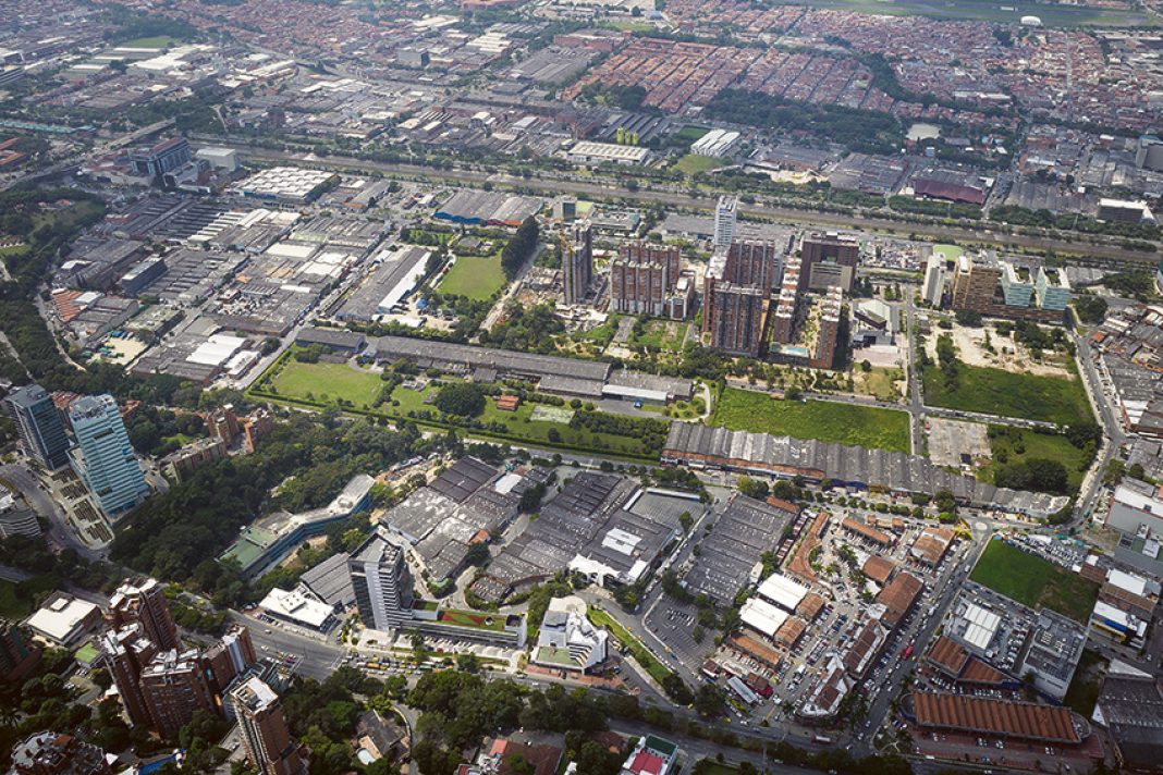 Los años venideros de Ciudad del Río - Vivir en El Poblado