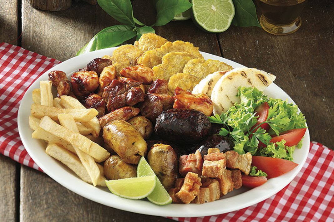 El Rancherito: de un pastel de pollo a una marca de 40 años y 10 ...