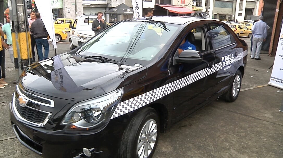 Así funcionarán los taxis de lujo en Medellín - Vivir en El Poblado